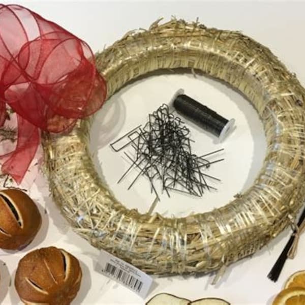 Straw Wreath - Etsy