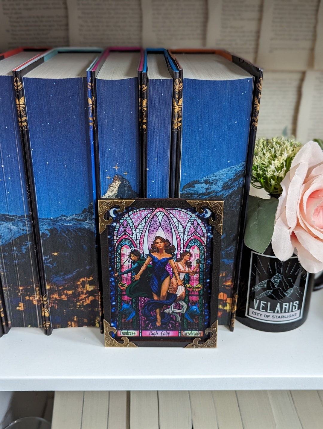 High Lady Huntress Cursebreaker Licensed ACOTAR Illustrated Bookshelf ...