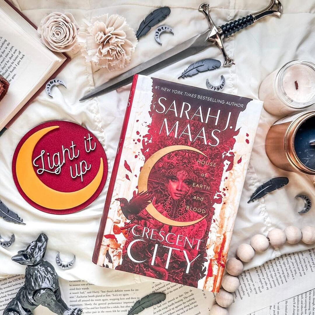 Crescent City Bookshelf Sign: Sarah J Maas Acrylic Shelf Sitter - Etsy
