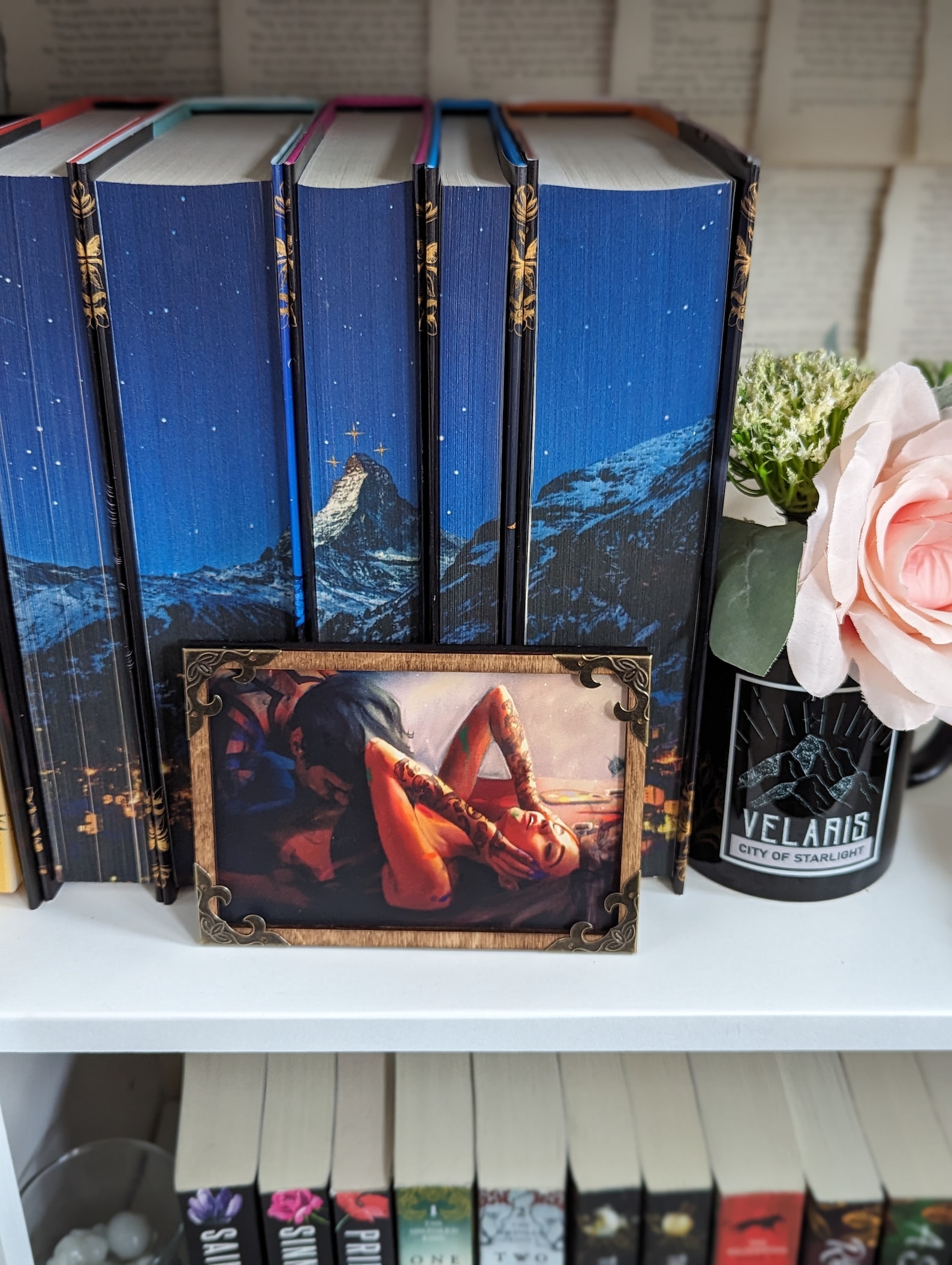 Chapter 55 Licensed ACOTAR Illustrated Bookshelf Sign Rhysand and Feyre ...