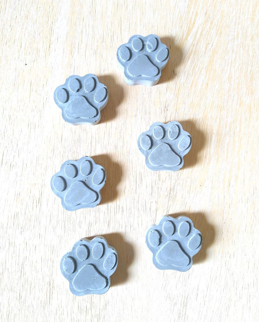 Paw Print Stones - Dog/cat Decoration for Outdoor Gardens , Cement Paws ...