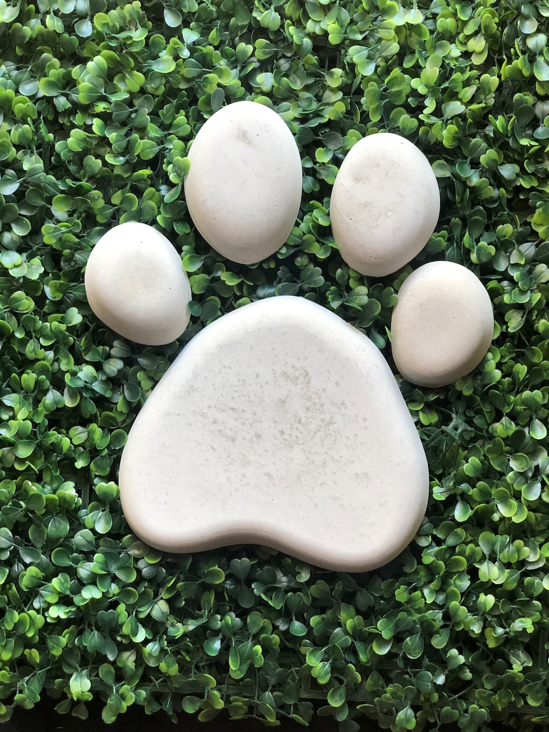 5 Pieces Paw Print Garden Stones , Large Pet Paw Print Concrete Stones ...