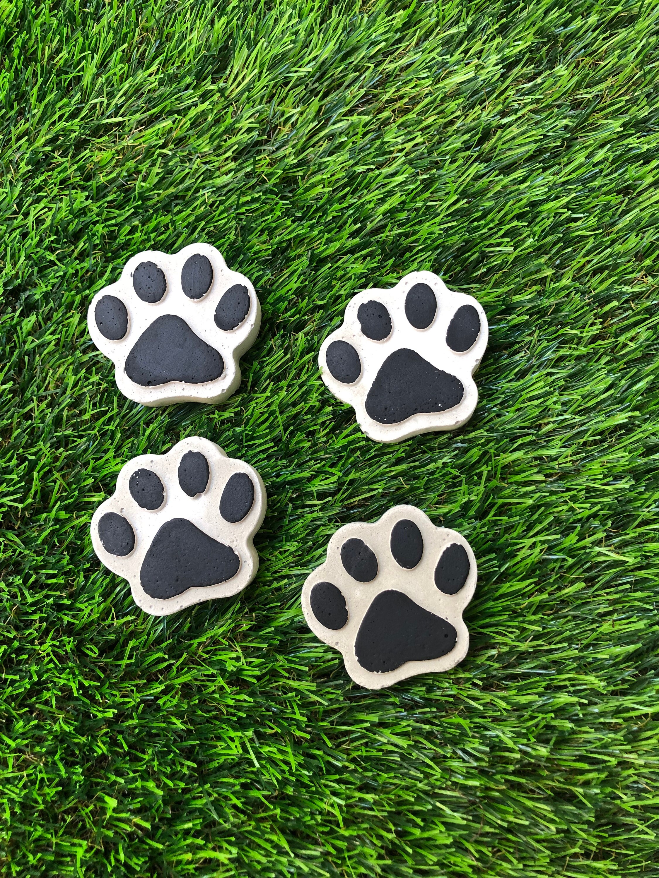 Paw Print Stones - Dog/cat Decoration for Outdoor Gardens , Cement Paws ...