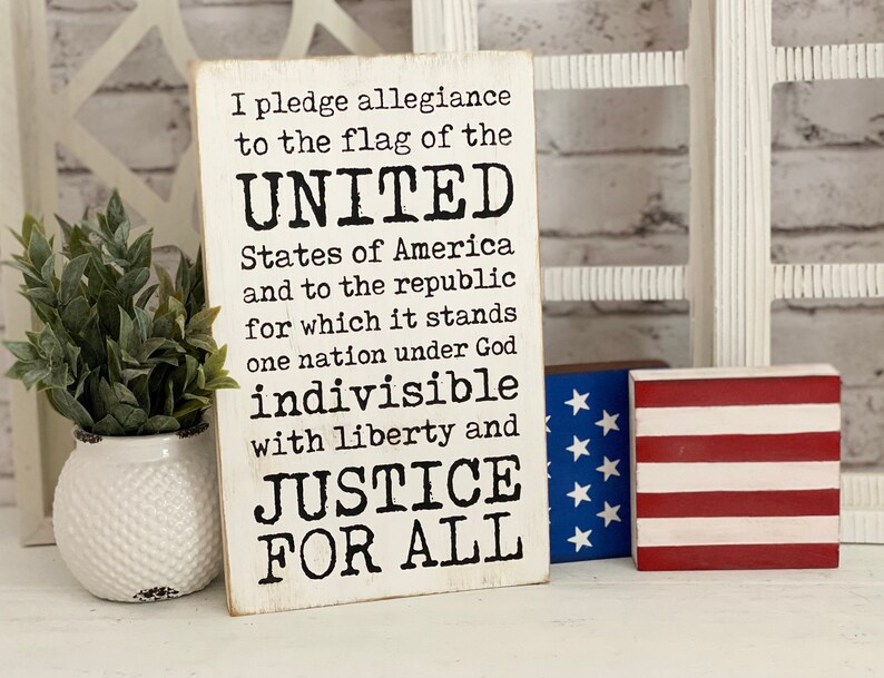 Pledge of Allegiance Wood Sign, Americana Farmhouse Decor - Etsy