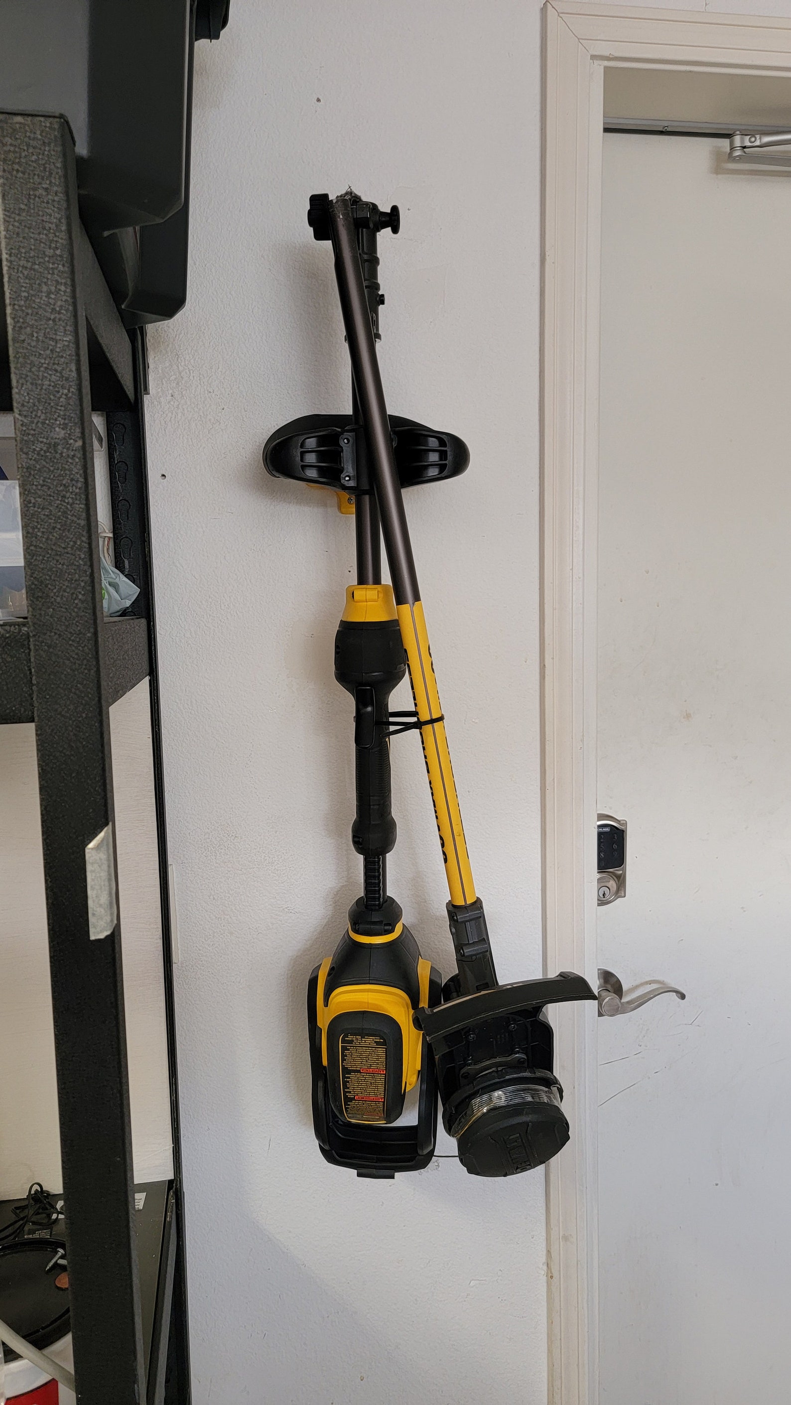 DEWALT String Trimmer Wall Mount Hanger DCST970, DCST972, DCST920 ...