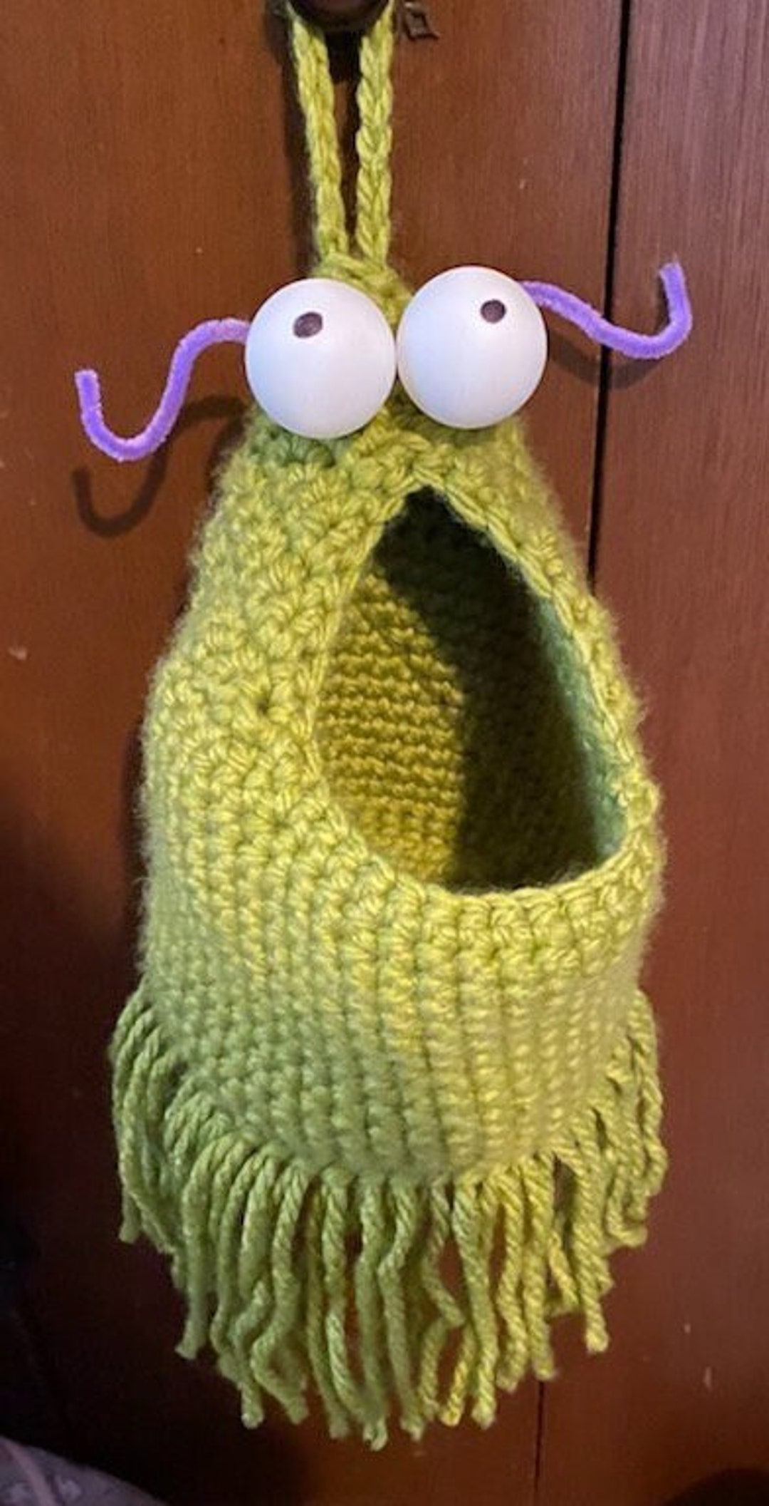 Hanging Alien Basket - Etsy