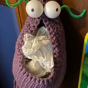 Hanging Alien Basket - Etsy