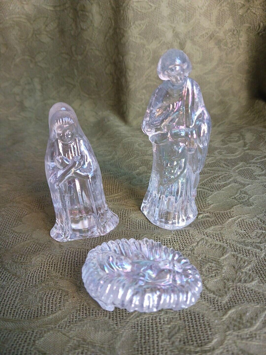Vintage Silvestri Iridescent Glass Christmas 3 Pc Nativity Set 4 ...