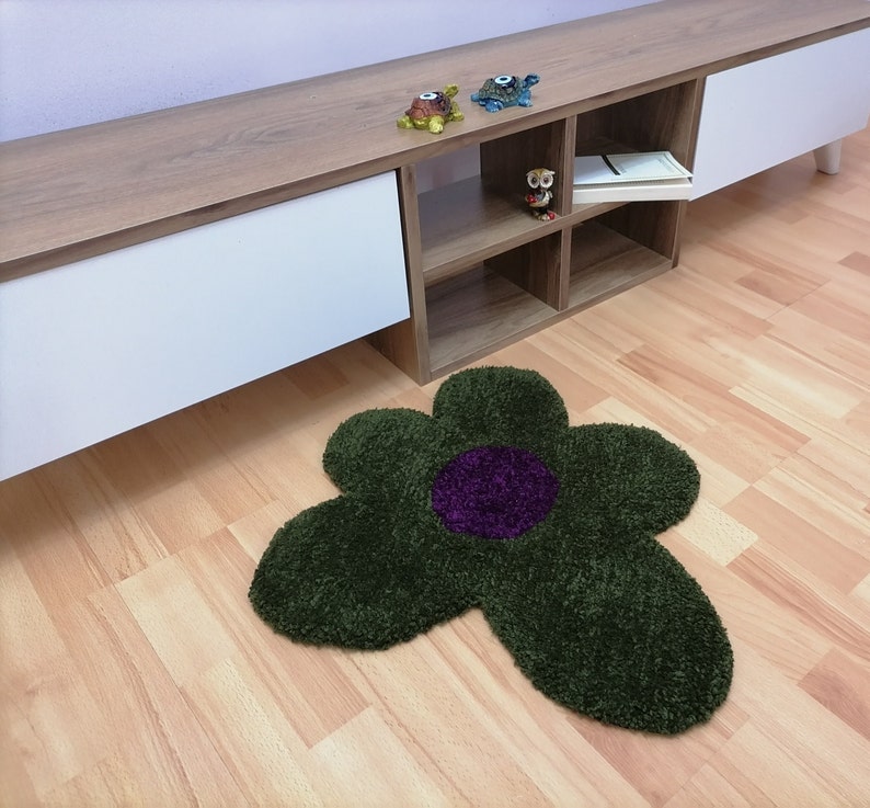 Sage Green Rug Daisy Shaped Carpet Custom Tufted Flower - Etsy