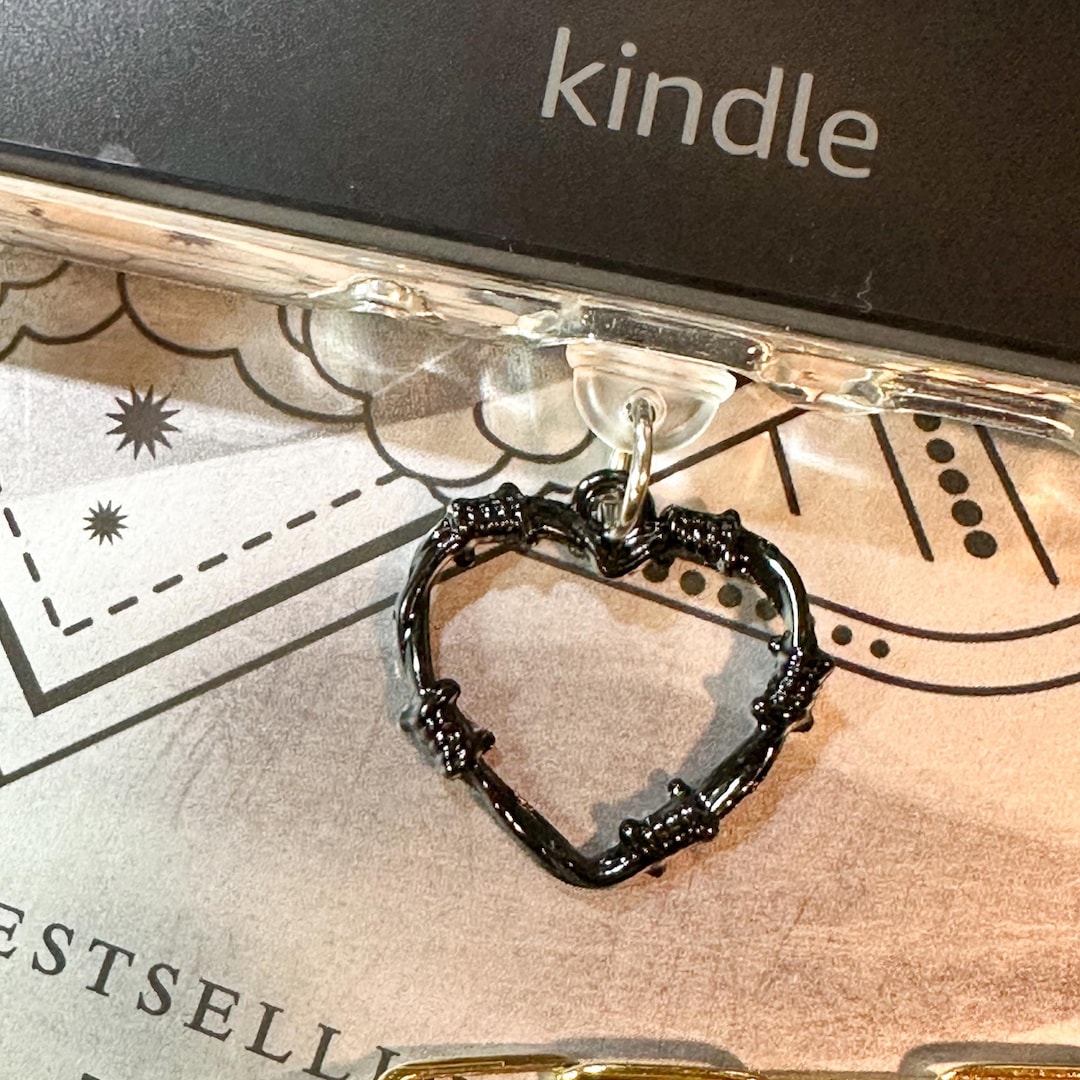 Dark Romance Reader Kindle Charm Thorn Heart Dust Plug Gothic Aesthetic ...