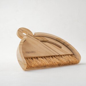 Wooden Dustpan and Brush Set Montessori Cleaning Mini Dustpan Wood ...