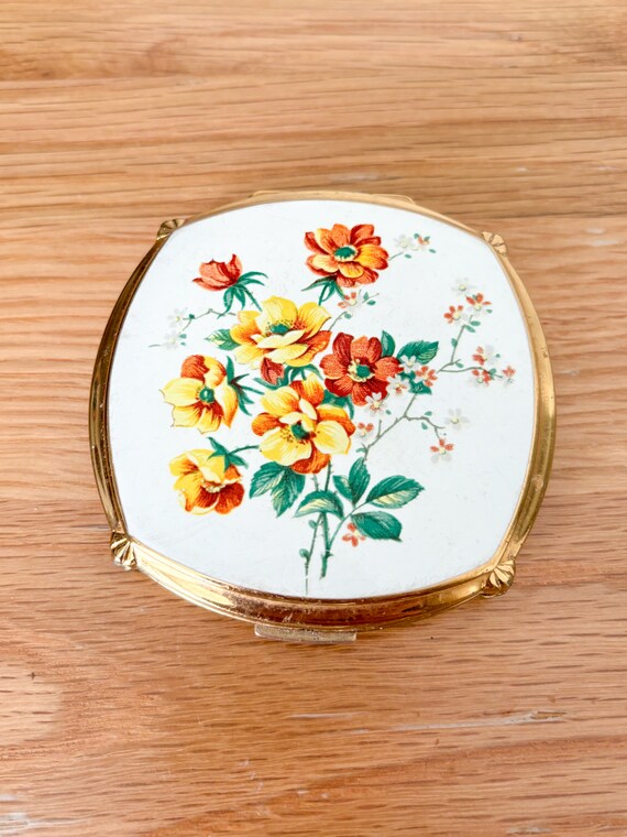 1960s Stratton Powder Compact, Vintage 1960s Floral G… - Gem