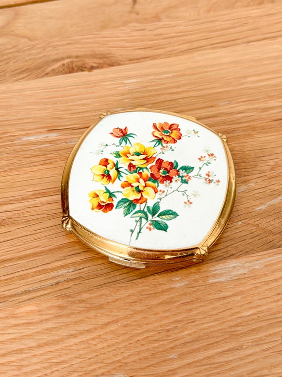 1960s Stratton Powder Compact, Vintage 1960s Floral G… - Gem