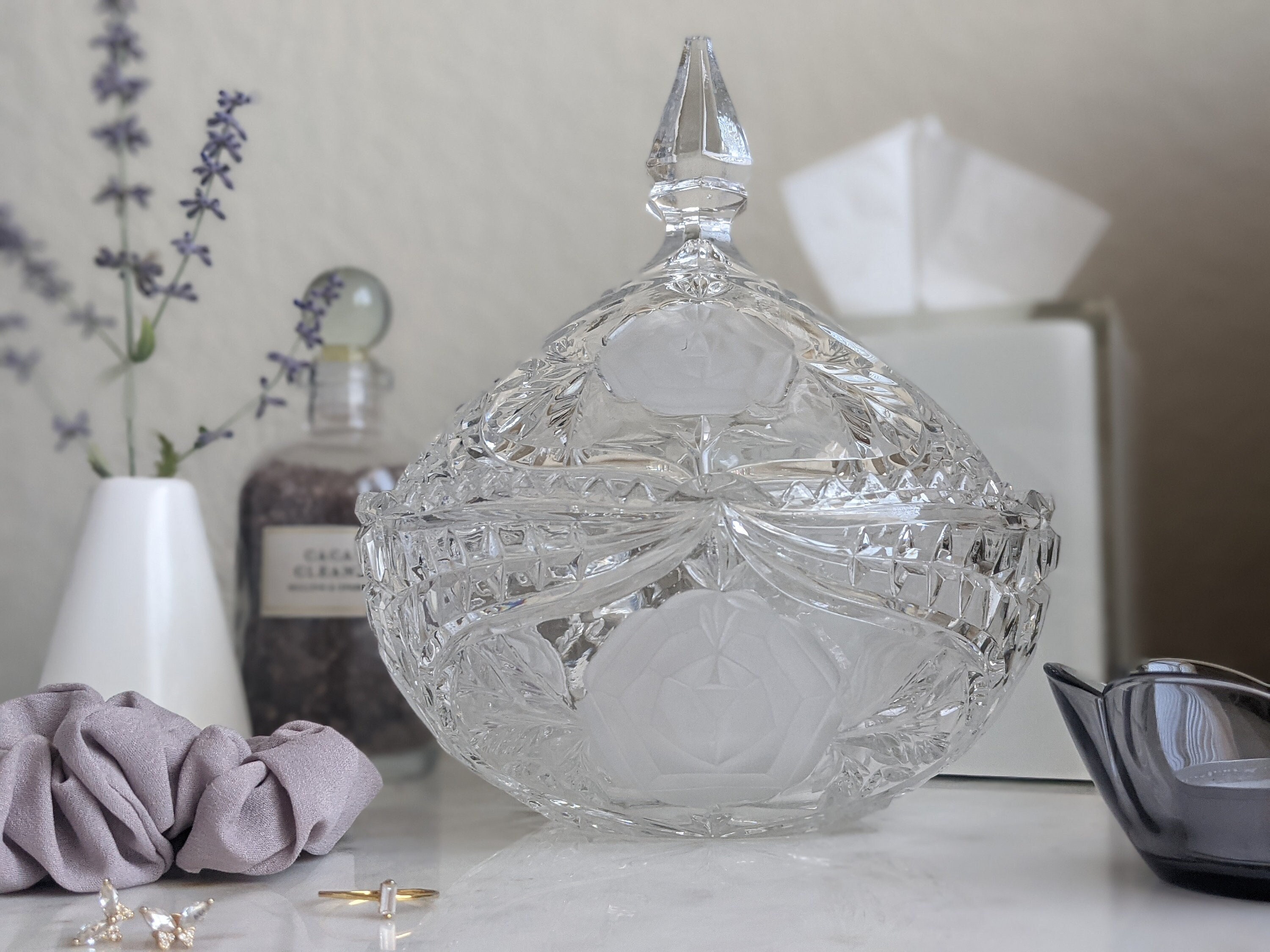 Vintage Round Crystal Vanity Container With Rose Details - Etsy