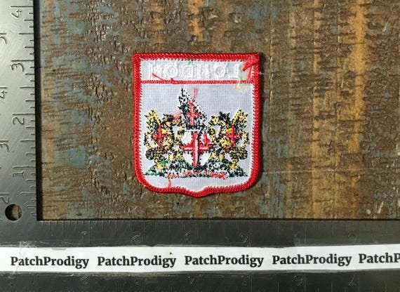 Vintage LONDON Coat Of Arms Crest Shield England Trav… - Gem