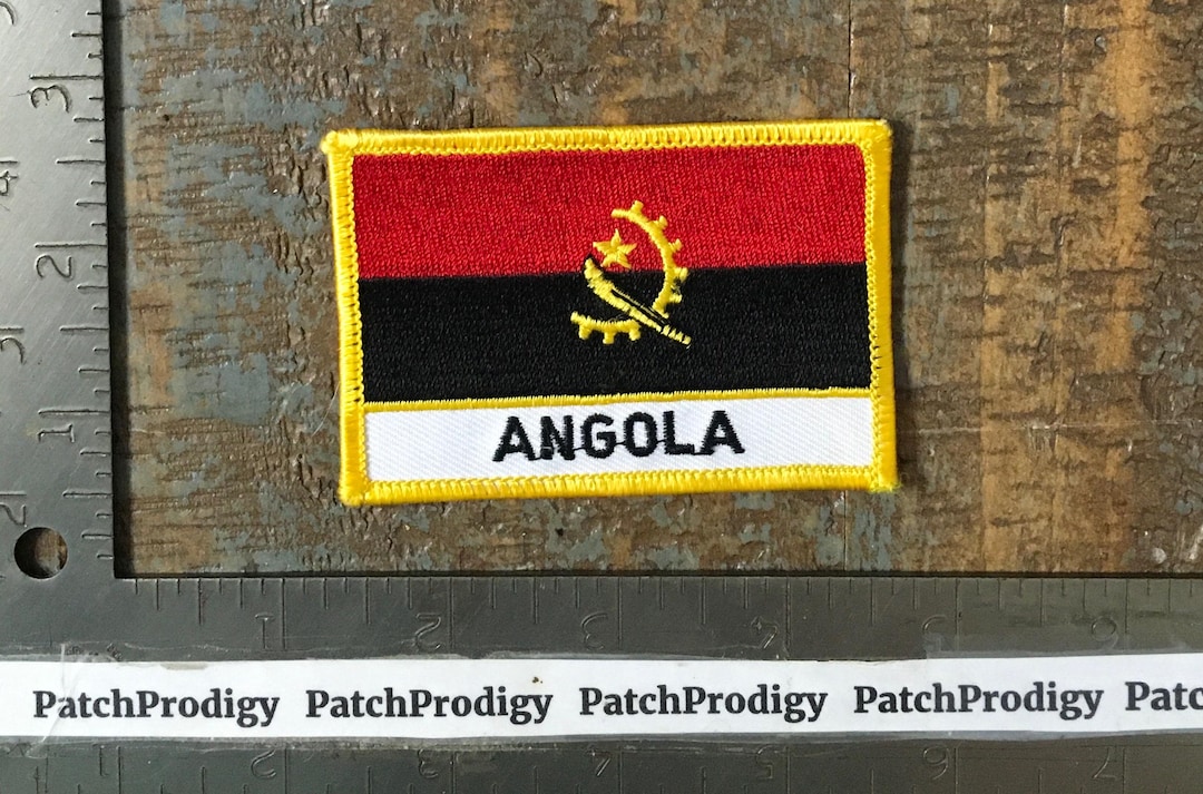 Vintage ANGOLA Country National Flag Emblem Travel Souvenir Iron-on ...