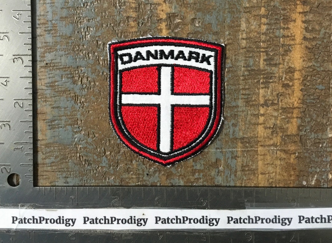 Vintage DANMARK Denmark Flag Emblem Travel Souvenir Sew-on Patch 1970s ...