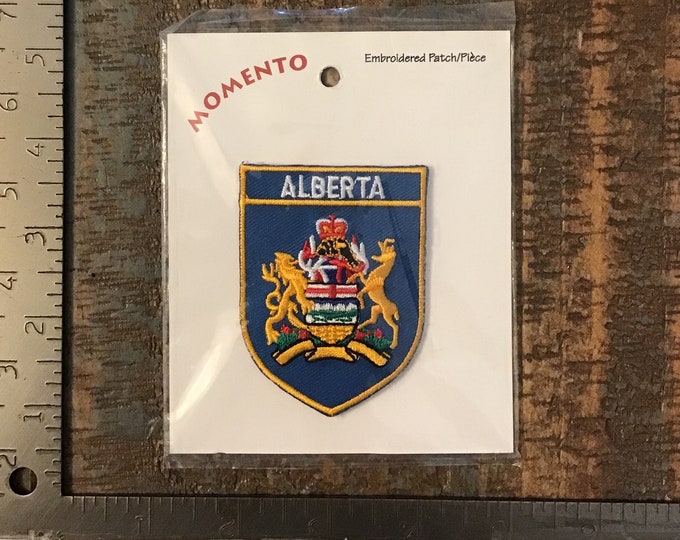 Vintage ALBERTA Canada Coat of Arms Crest Shield Travel Souvenir Iron ...