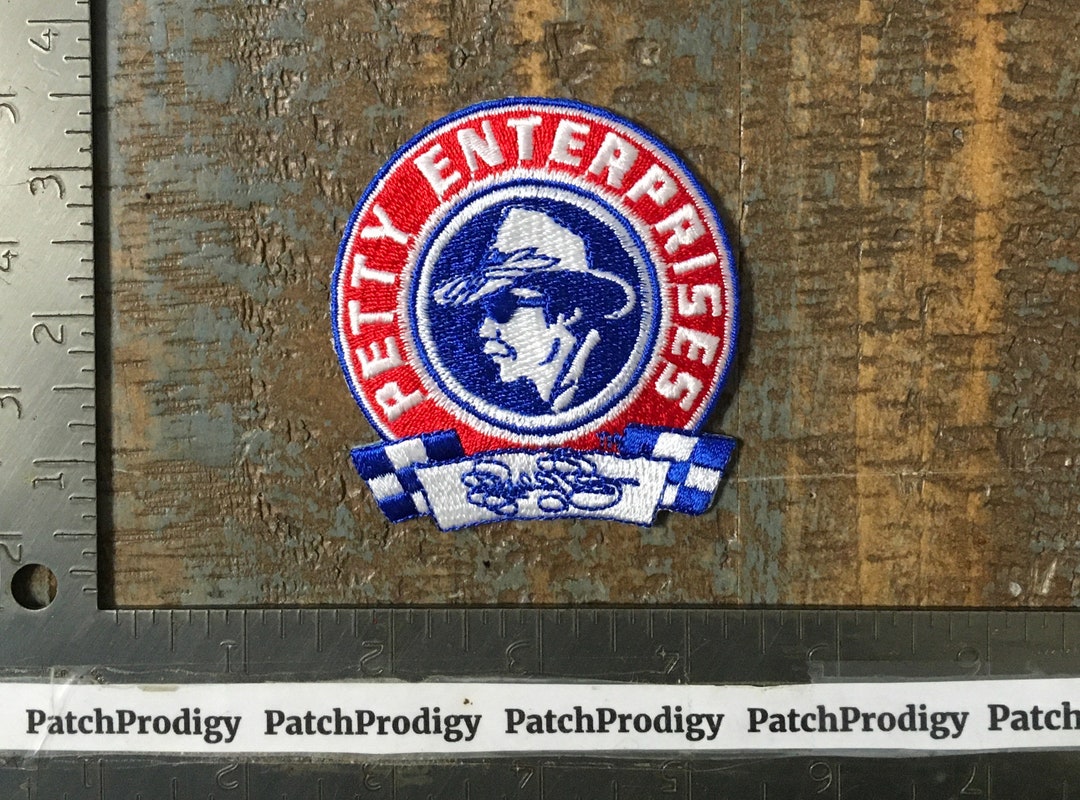 Vintage Petty Enterprises Richard Petty Racing Team Race Car NASCAR ...
