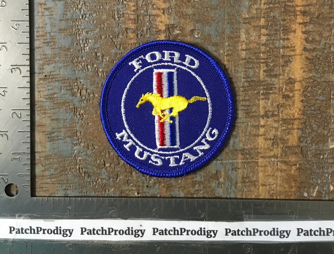 Vintage FORD MUSTANG Automobile Car Logo Emblem Iron-on Patch 1970s ...