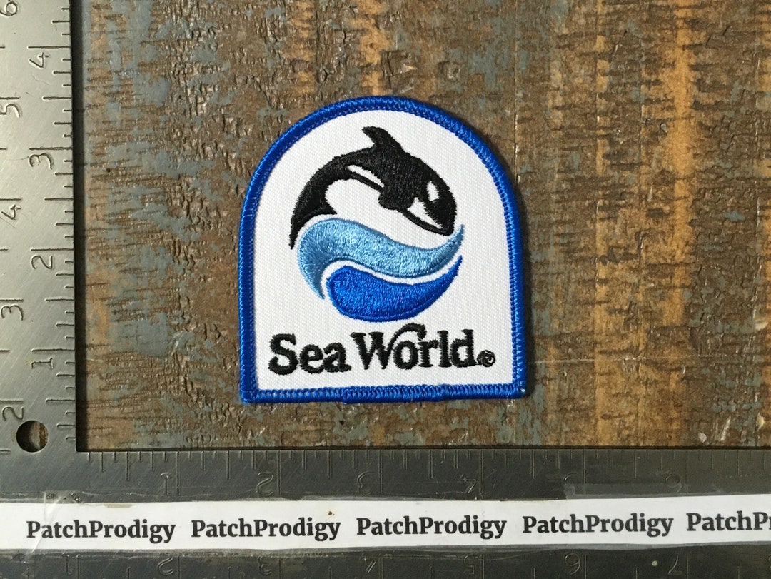 Vintage SEA WORLD Theme Park Orca Whale Shamu Travel Souvenir Iron-on ...