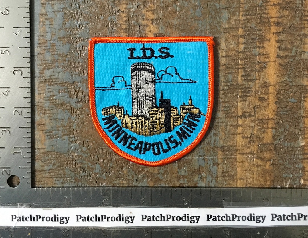 Vintage IDS Center Building Tower Minneapolis Minnesota Travel Souvenir ...