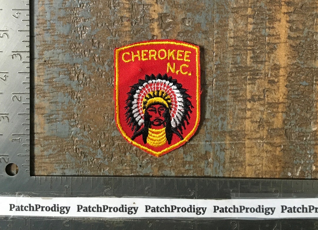 Vintage Cherokee North Carolina Native American Indian Chief Headress Travel Souvenir Sew-on ...