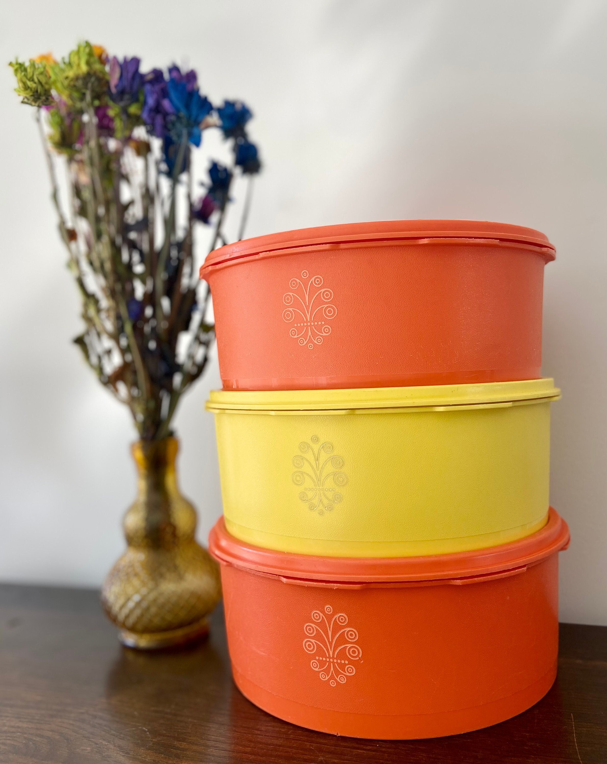 Vintage 1970s Retro MCM Tupperware Round Servalier Stackable Canisters ...