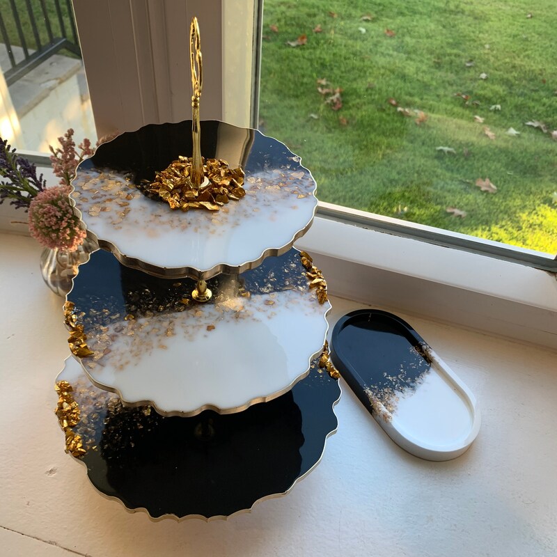 Resin Cake Stand - Etsy