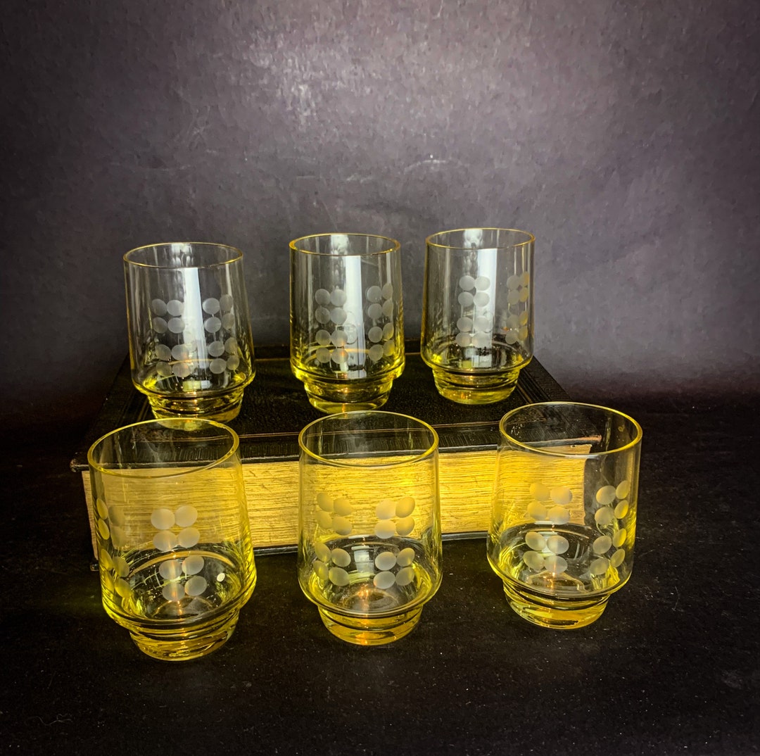 Set of 6 Adorable RARE Vintage Yellow Glass Ussr Vodka/liquor/balsam or ...