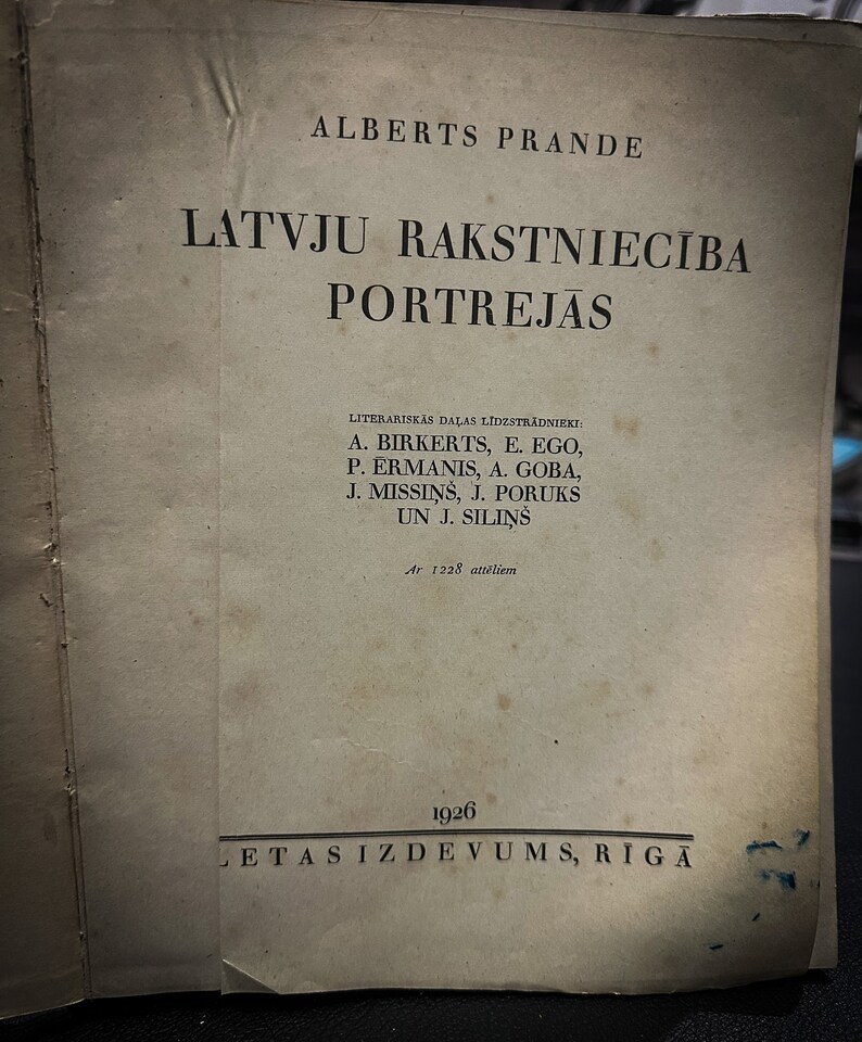 1926 Antique Latvian Large Heavy Book Faces of Latvian Writers Alberts ...