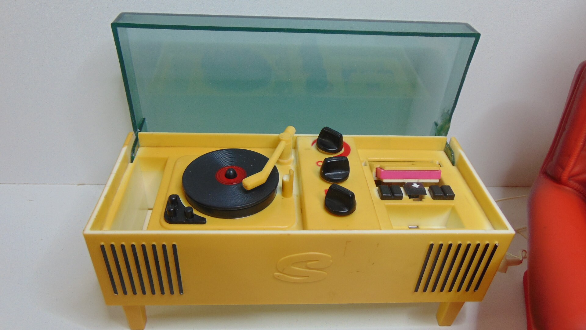 Beautiful Set of Vintage Sindy Barbie Doll With Her Hi-fi and Her Own ...