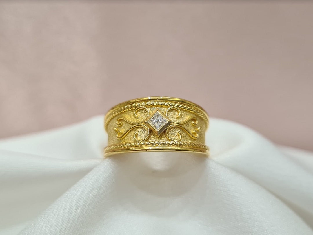 Mat and Shiny Byzantine Ring With Diamond• 18K Handmade Yellow Gold ...
