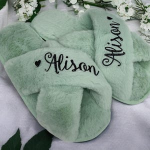Fluffy Slippers Customized Gift, Bridesmaid Gift, Personalized Slippers ...