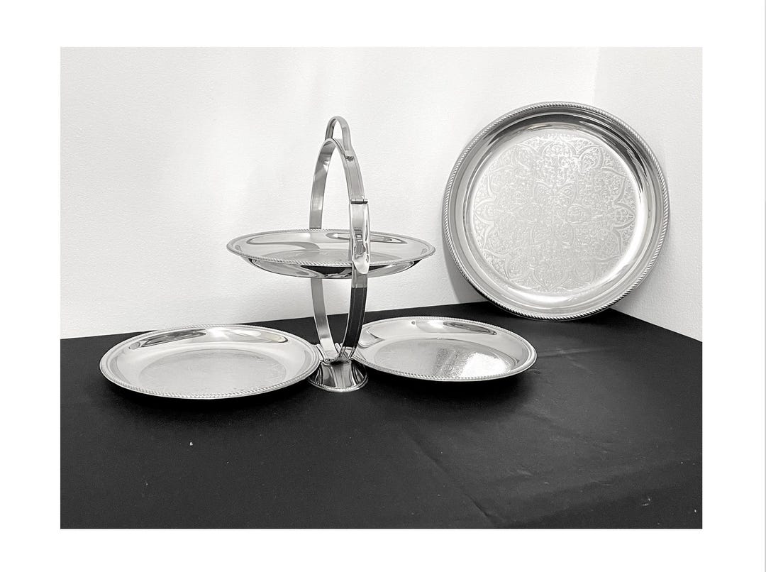 Vintage Table Serving Set of a Foldable Cake Stand and a Serving Plate ...