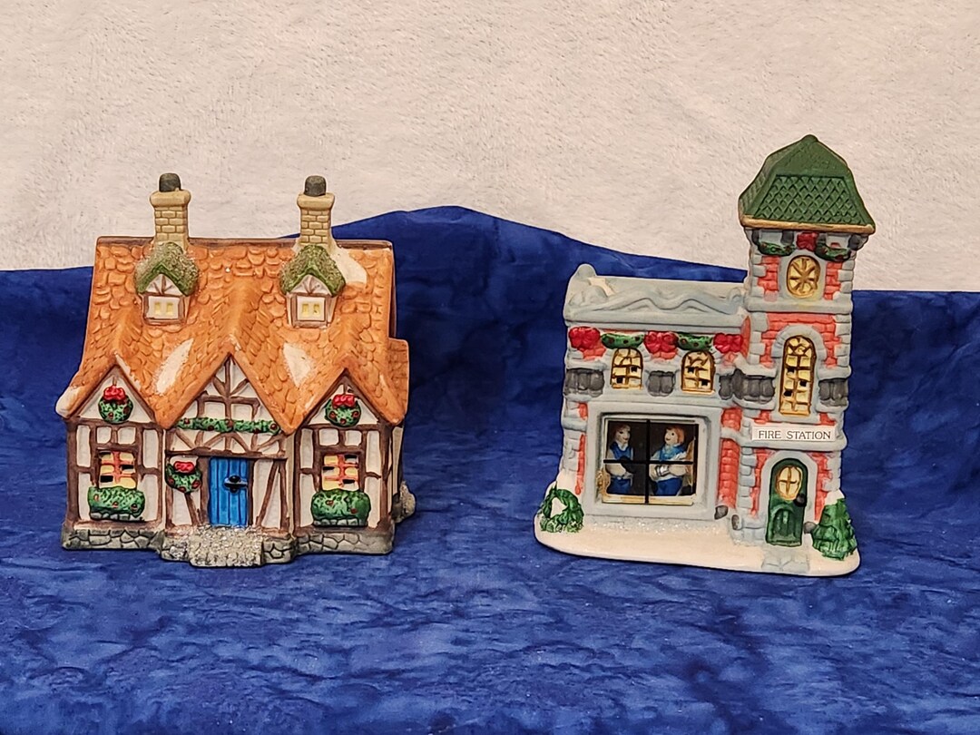 Village House or Fire Station Cobblestone Corners Light up Christmas ...