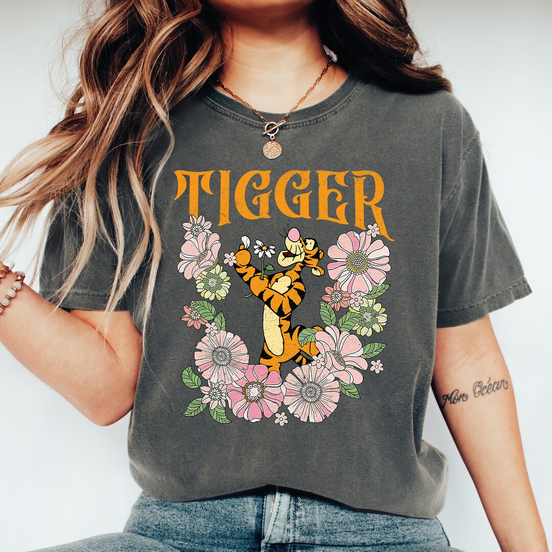 Retro Tigger Vintage Style Winnie the Pooh Shirt Sweatshirt, Winnie the ...