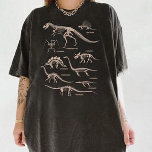 Dinosaur Skeleton T-shirt: Prehistoric Fossils, Science Gift - Etsy