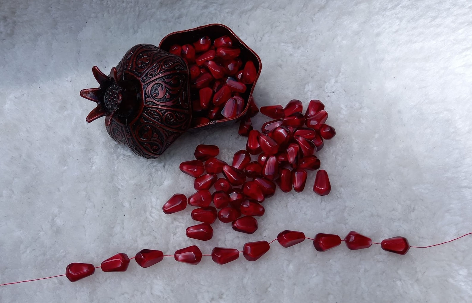 Pomegranate Seeds, Red / Ruby Color, Full Drill 1.2mm-size 1.2cm X 1 Cm ...
