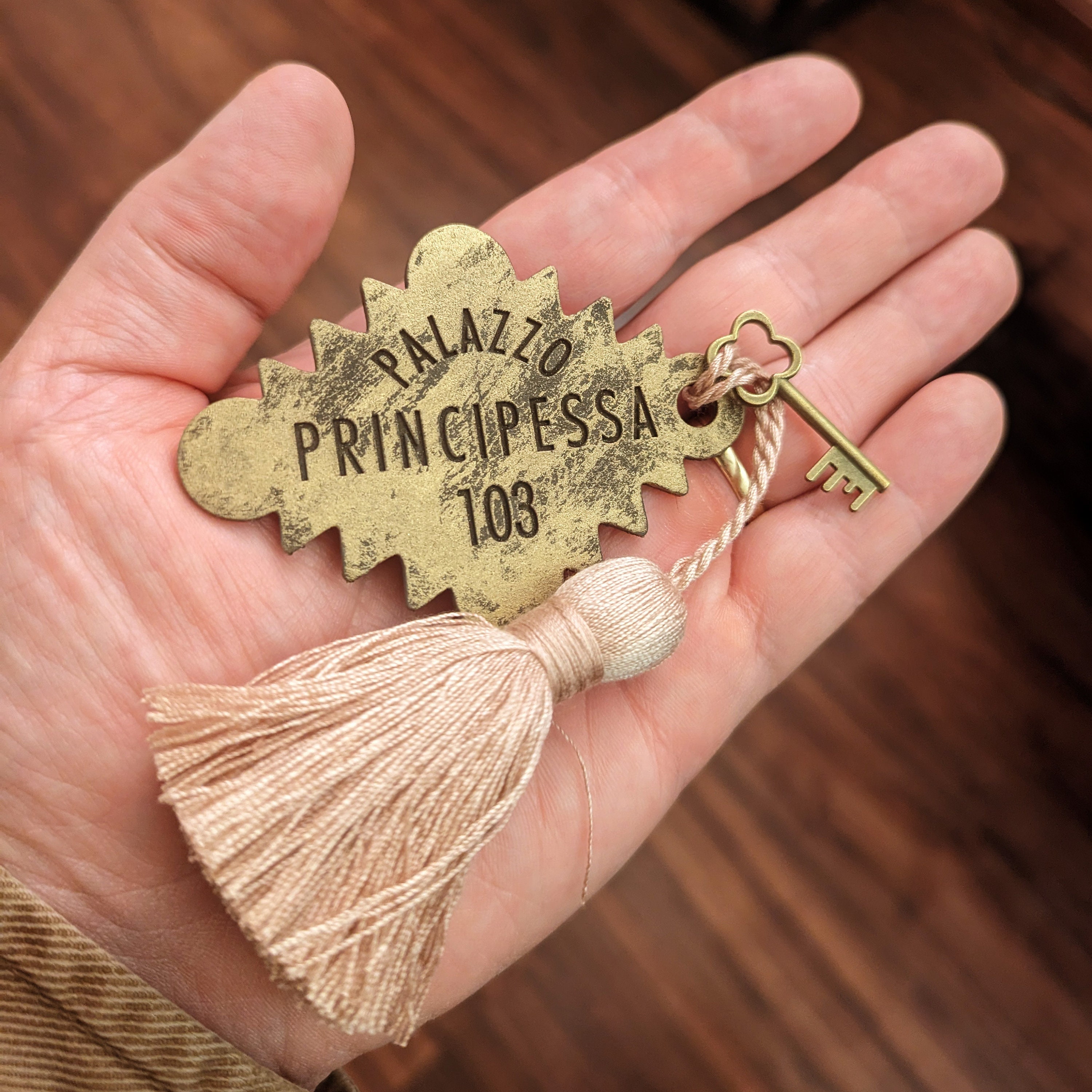 Limited Edition: the Crossed Keys Collection Replica Props Grand ...
