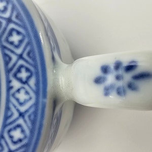 Vintage Chinese Rice Grain Pattern Tea Set - Hot Sake - Gong Fu Tea Set ...