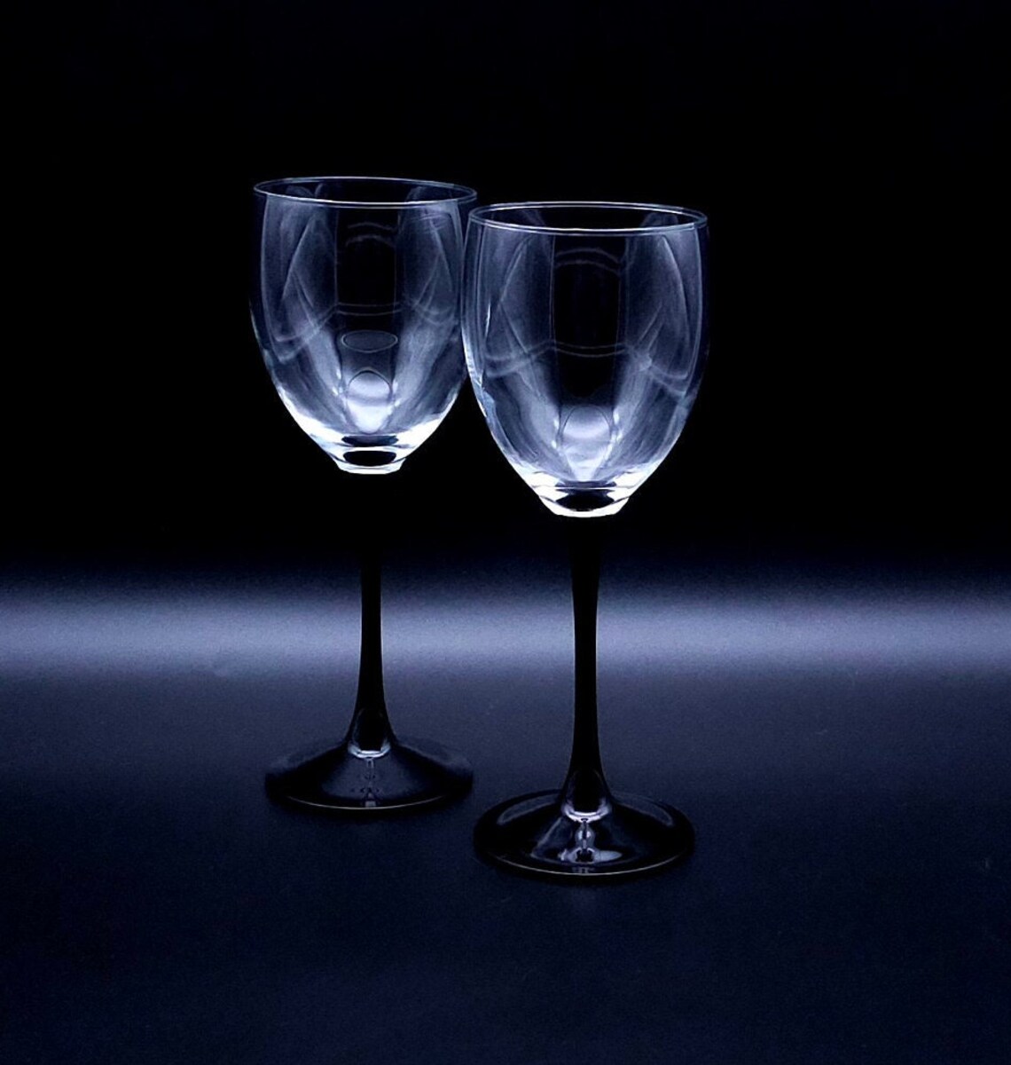 Luminarc Arcoroc France Wine Glasses - Black Base - Made in France ...