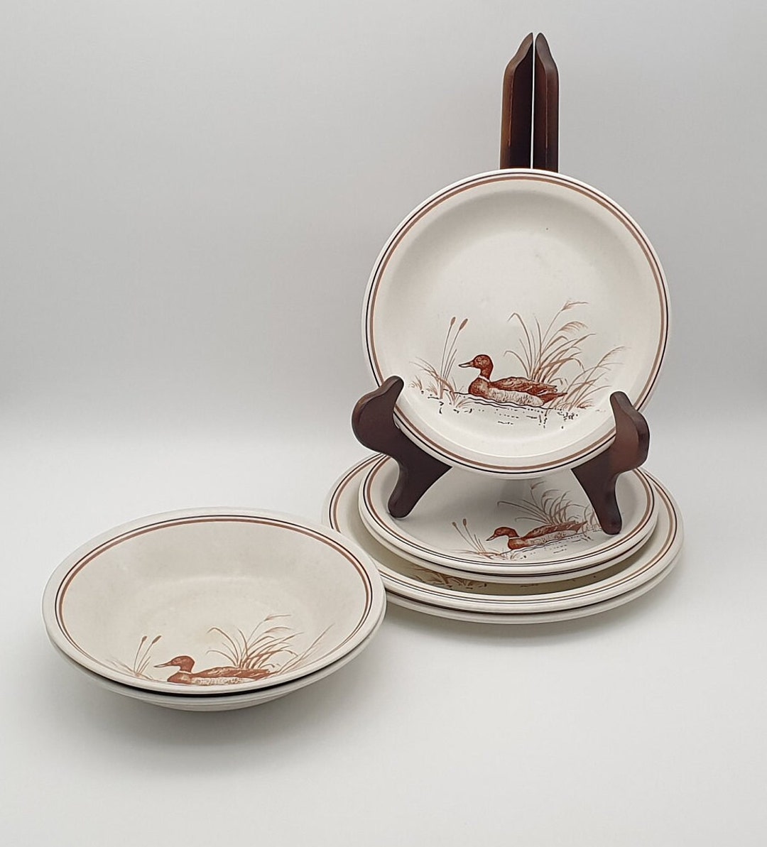 Churchill "homespun" Duck - Dinner Plate - Breakfast Plate - Pasta ...