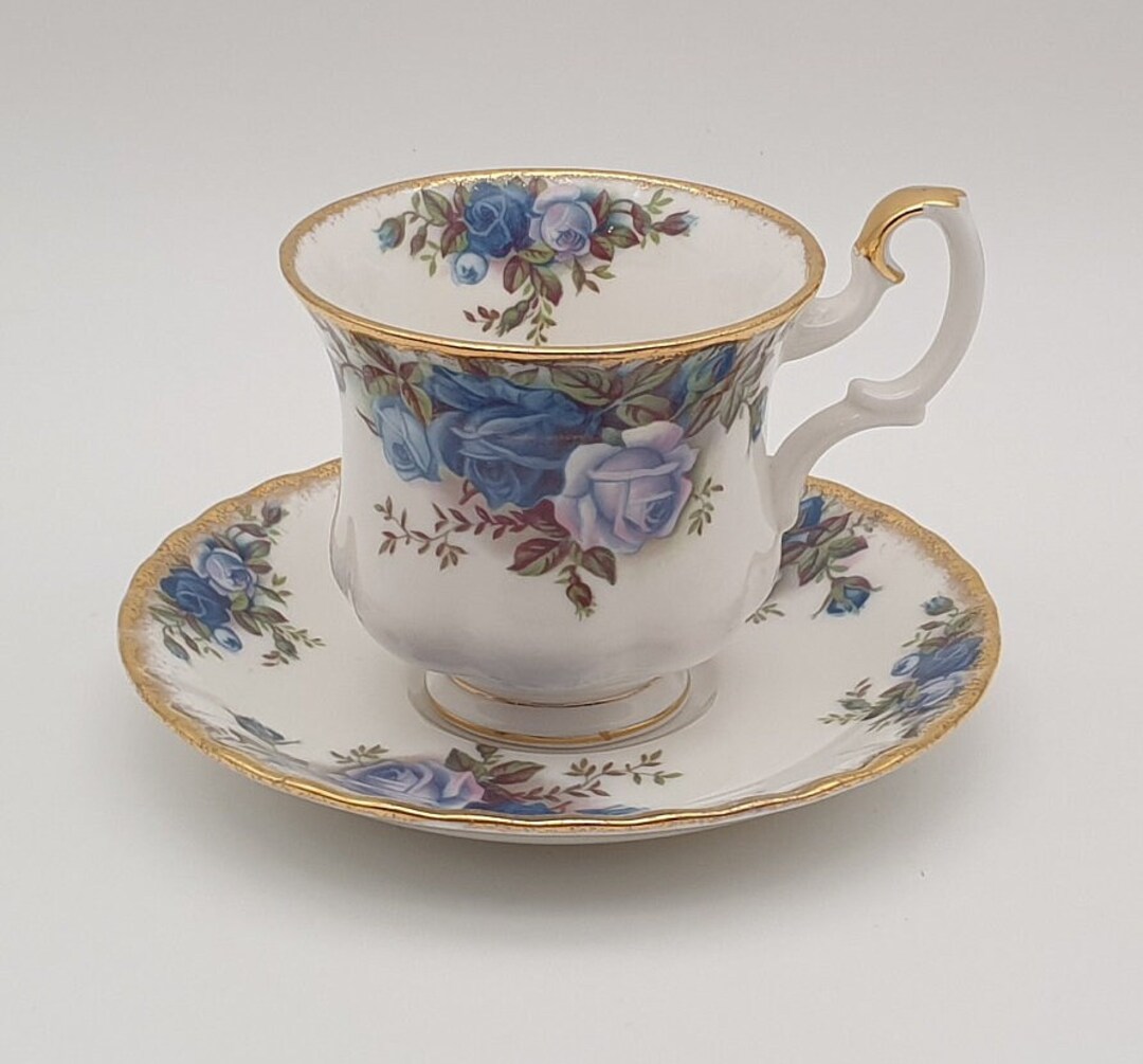 Royal Albert Moonlight Rose