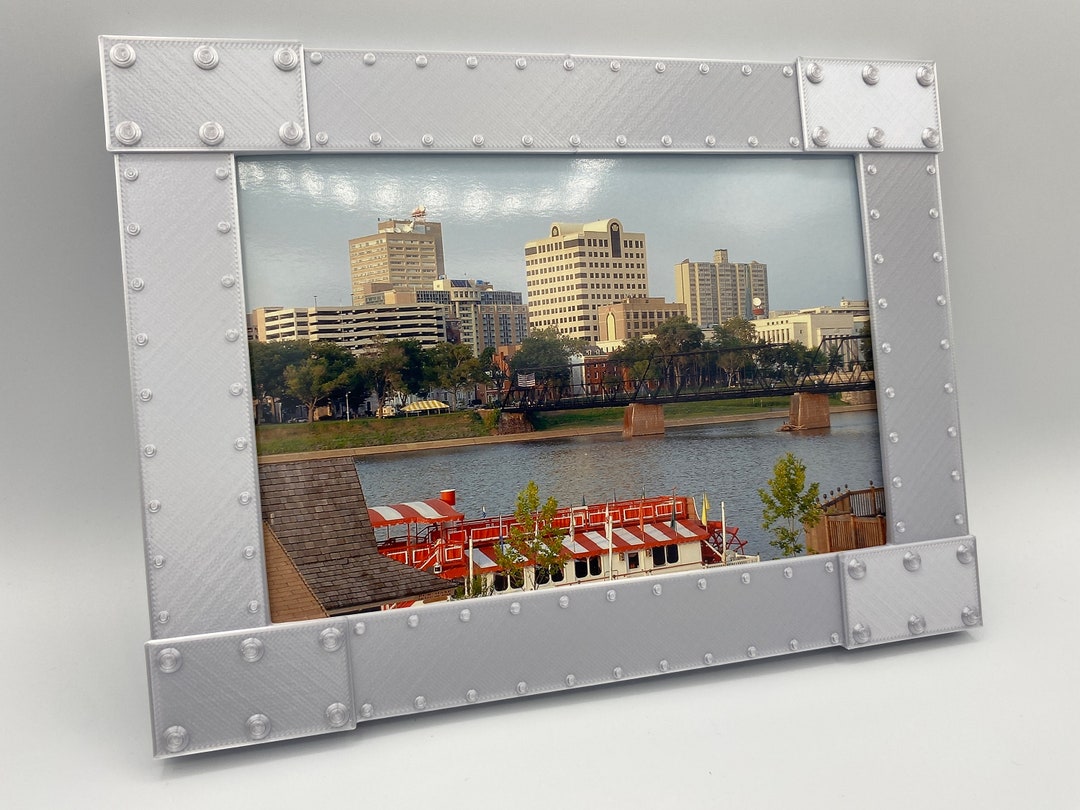 3D Printed Oakley Style Photo Picture Frame - Choose Size & Color! - Etsy