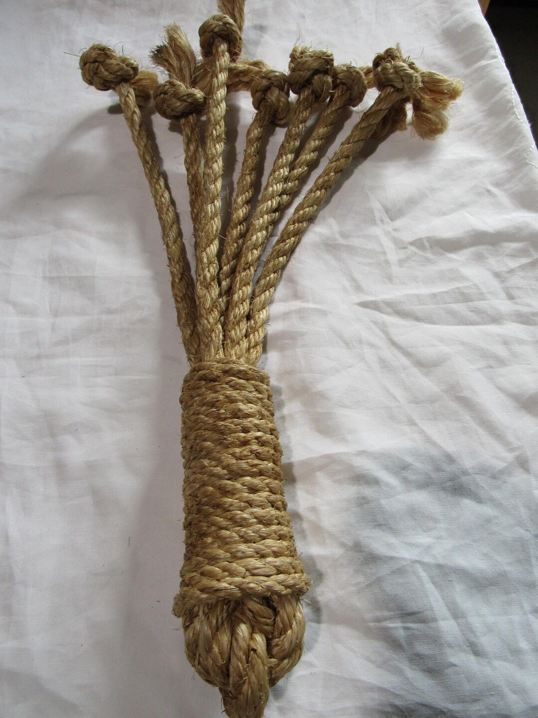 Lake Erie Thumper + Natural Materials + 7 Tail Rope Paddle+theatrical ...