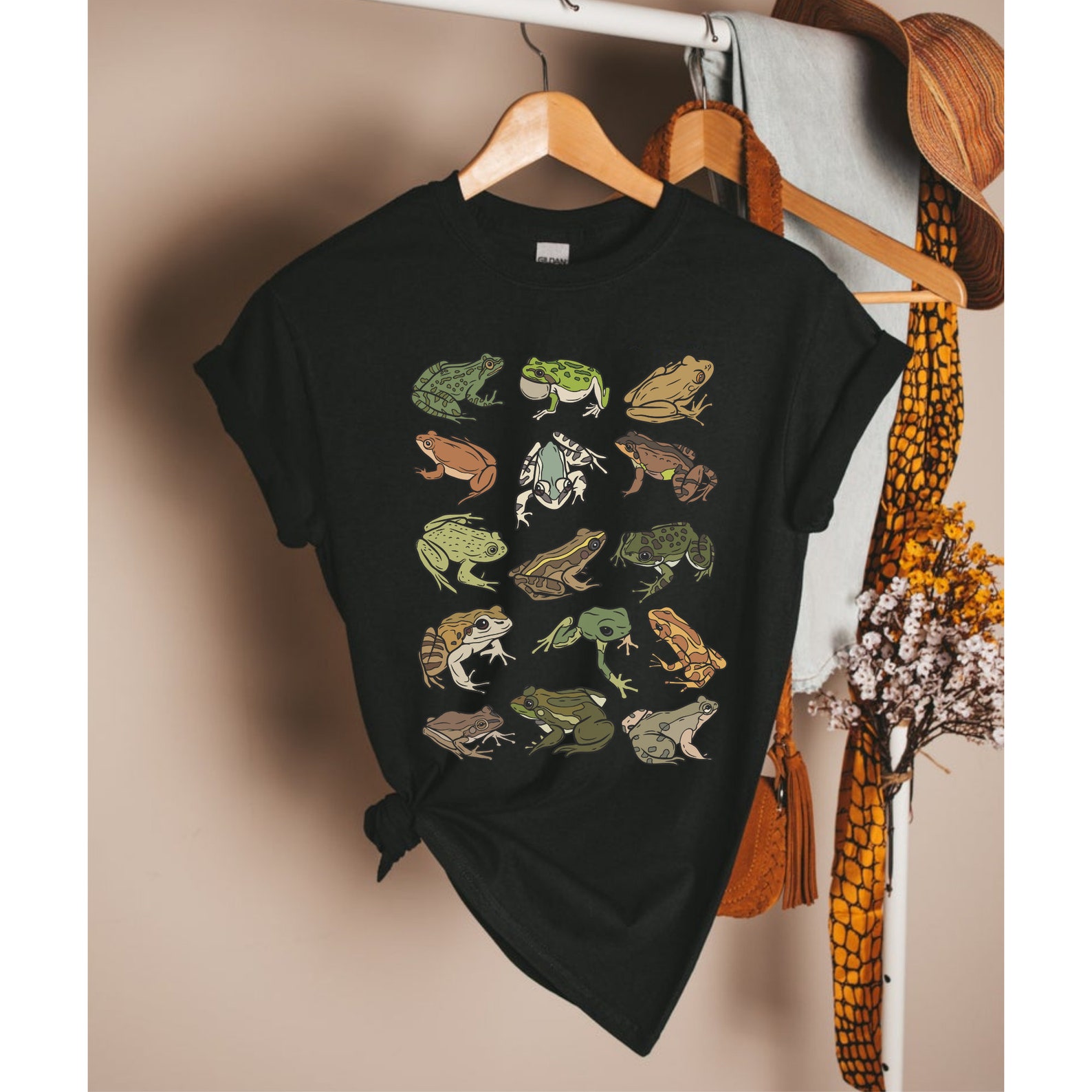 Cute Frog Shirt - Goblincore Clothing Frog and Toad Shirt Grunge Shirt ...