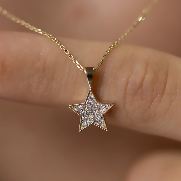 Gold Star Necklace - Etsy
