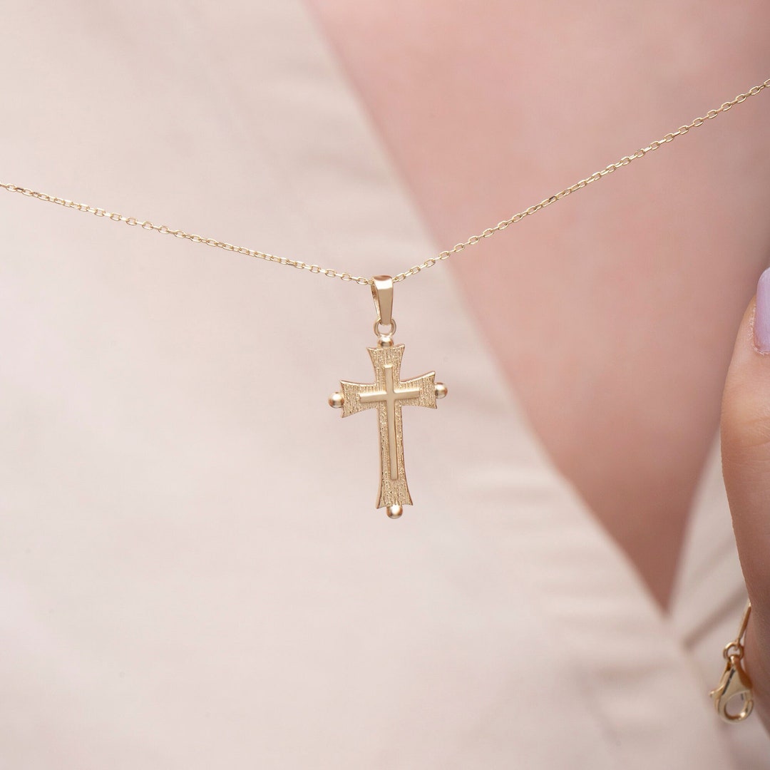 14K Gold Cross Woman Necklace/ Dainty Gold Cross Pendant / Gold ...