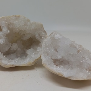 Whole Quartz Geode 215gr Lithotherapy Purification Positive Energy - Etsy